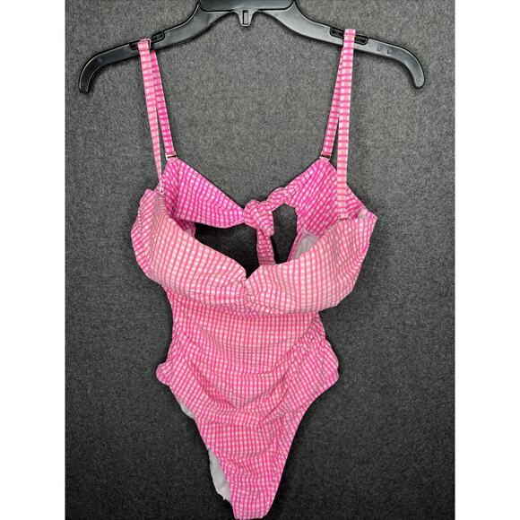 Lilly Pulitzer | Swim | Lilly Pulitzer Layne Onepiece Swimsuit Pink ...